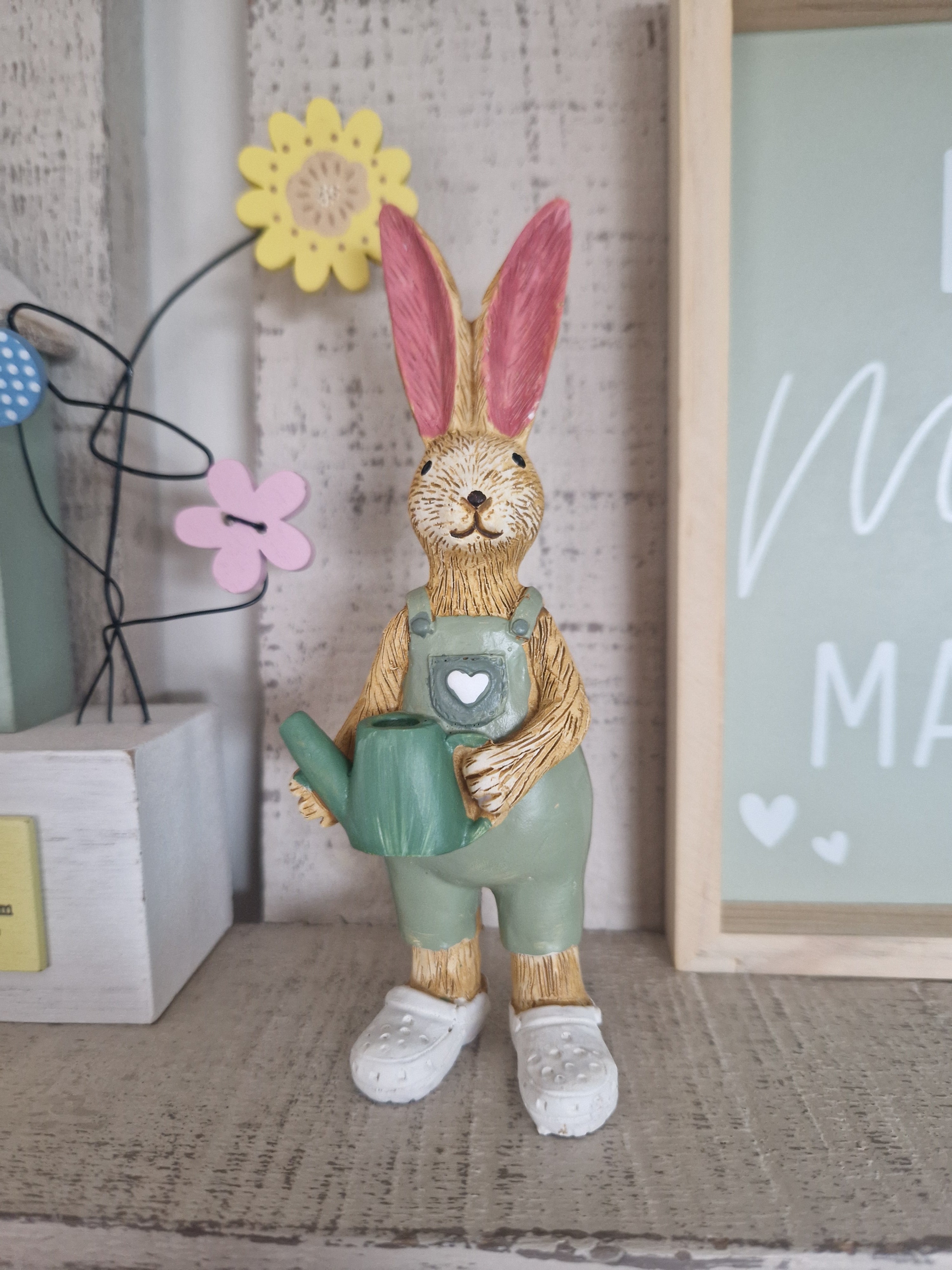 Gardening Rabbit – Blush & Bale